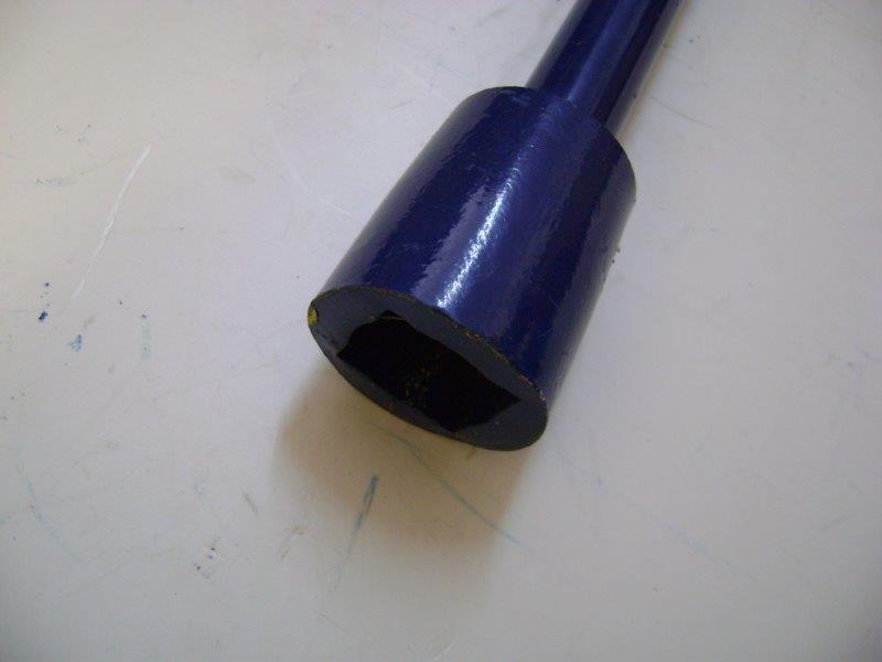 Valve Key Double Hole (D/H) (32mm dia. shaft) | Vernon Morris