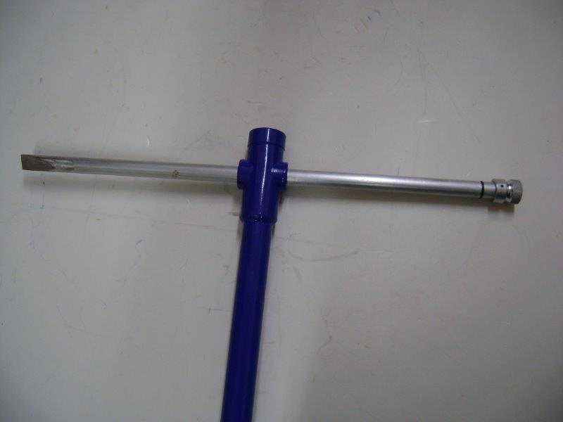 Valve Key & Bar - 54" - A.Alloy - blue | Vernon Morris